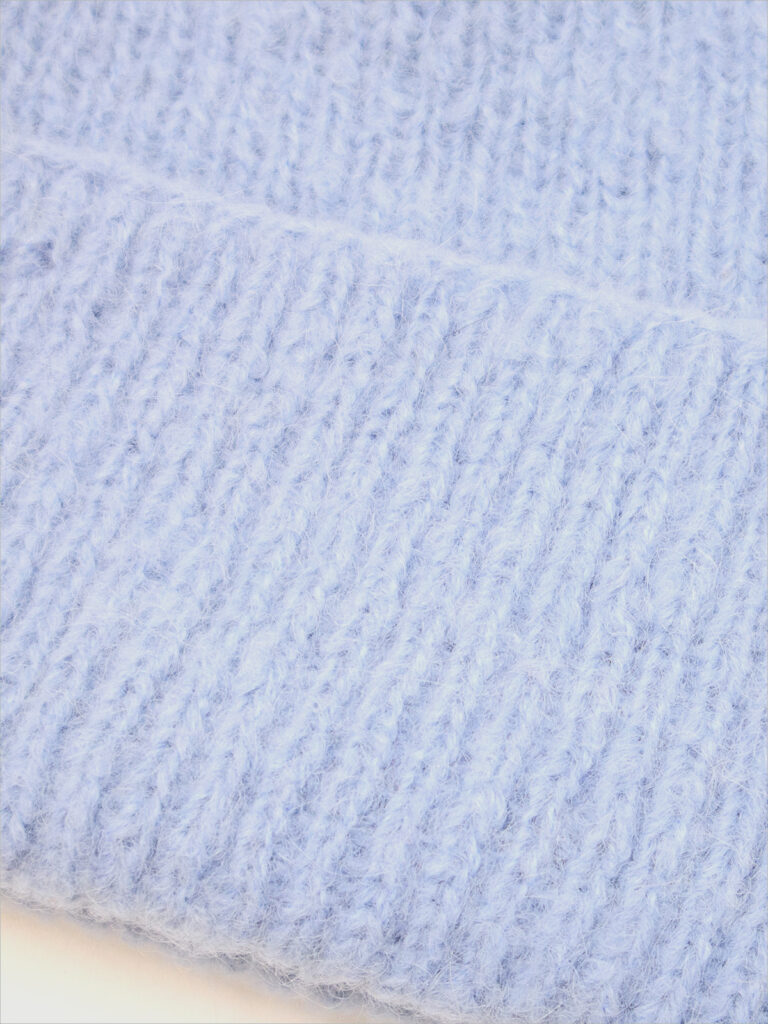 Beanie Fluff Radiant Night – Cumulus Wool